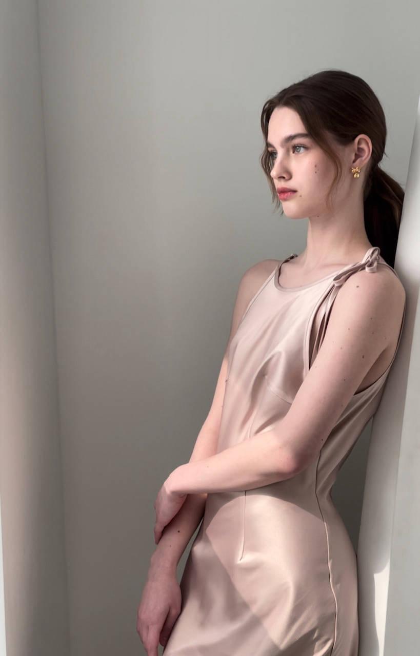 GRACE-MODELS \Olya Lade